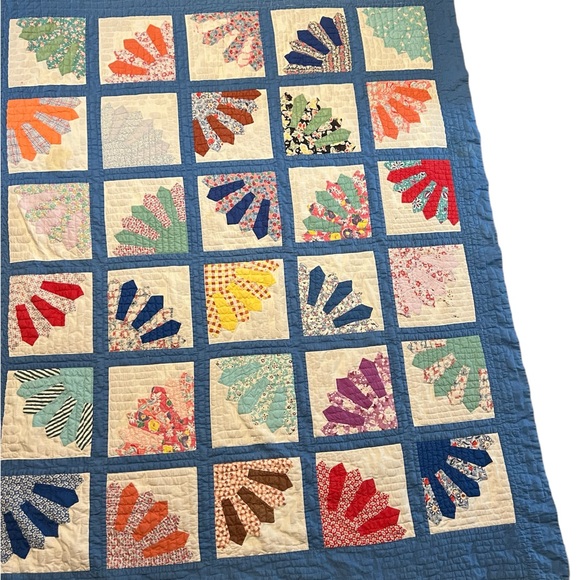 Handmade | Bedding | Quilt Handmade Vintage Fan Pattern Scrap Quilt ...